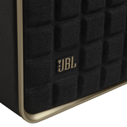 JBL Authentics 300 | 採用復古設計的攜帶型智慧家庭喇叭，配備 Wi-Fi、藍牙和語音助理。