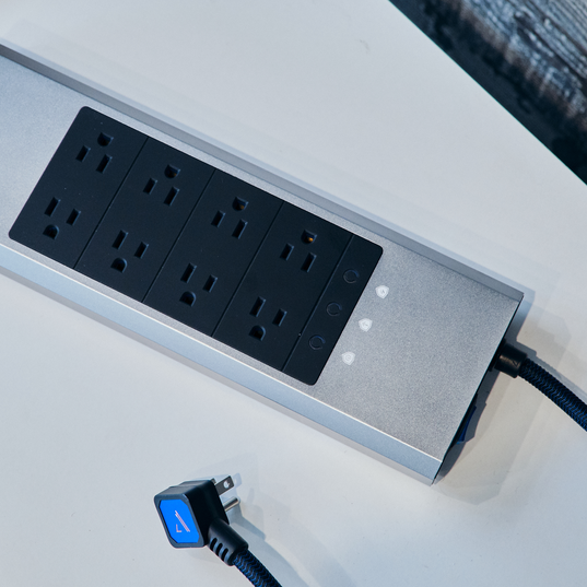Austere V Series Power 8-Outlet with Omniport USB | Austere V series 8 ...